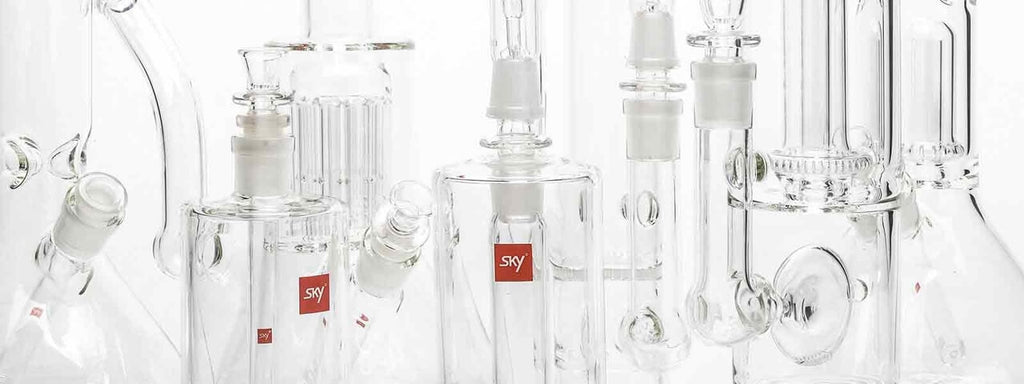 7 Best Custom Pipes Bongs | Custom Bongs - Custom Glass Pipes